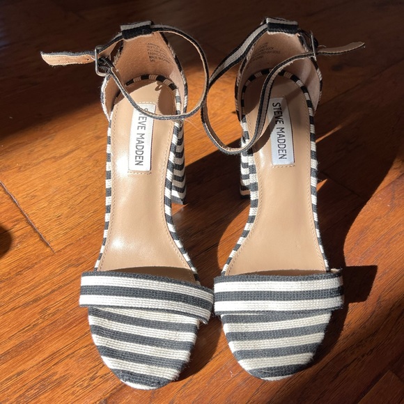 Steve Madden | Shoes | Steve Madden Black And White Striped Heels ...